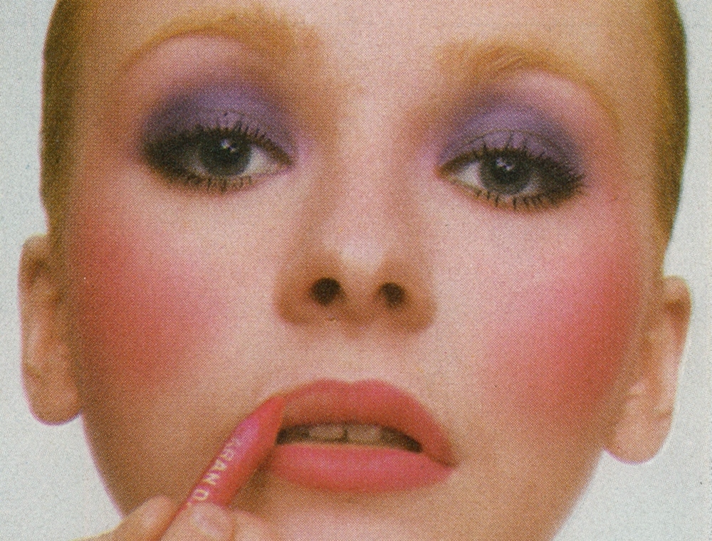 Who knows her face better than a model? – Liz Eggleston